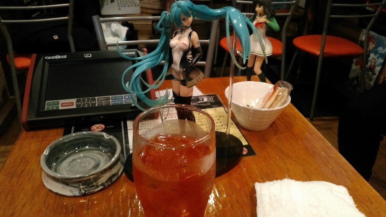 初心者におすすめしたいアニカフェ＆アニBARギルド東京新宿店（東京・新宿） オタクバー探訪記 | オタクバー情報サイト【おたくば！】